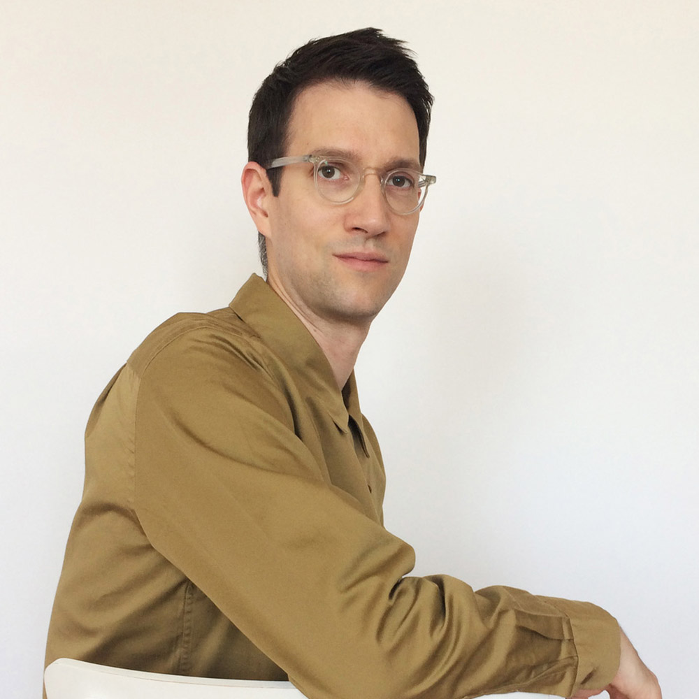 Conferences : talks and discussions with artisans, curators, artists ...